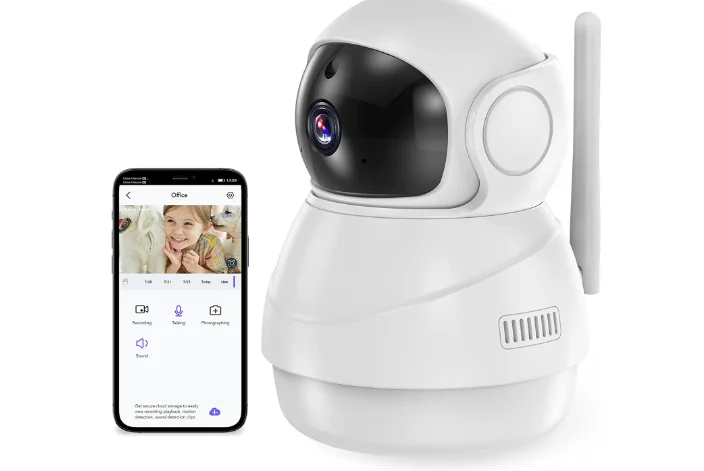 15 Best Indoor Security Cameras For Home and Office